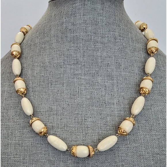 Trifari | Jewelry | Trifari Tm White Faux Marble Gold Tone Cap Bead ...